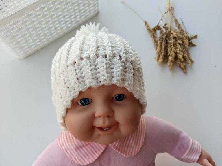 Free Newborn Baby Crochet Hat Pattern (0-3 Months) - Crochet Bits