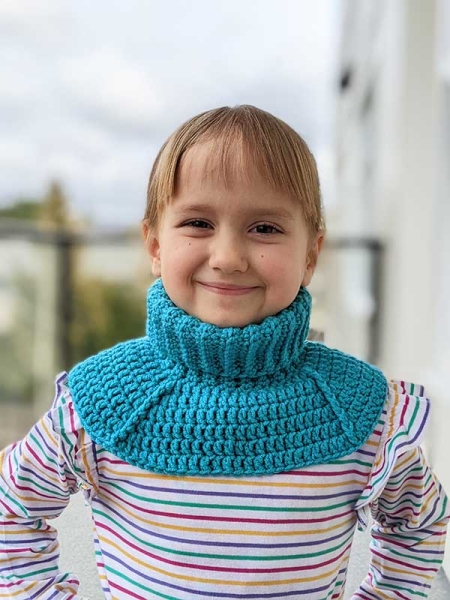 Free Crochet Turtleneck Dickey Pattern - Crochet Bits