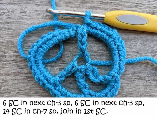 Free Crochet Peace Sign Granny Square Pattern - Crochet Bits