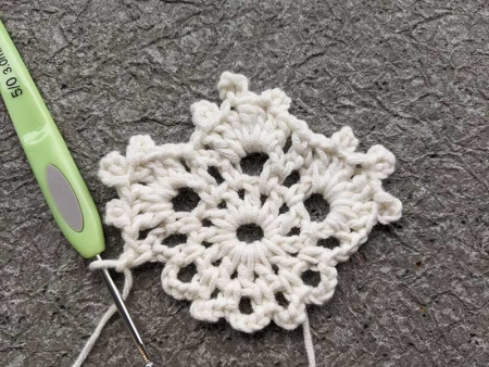 Free Crochet Lace Snowflake Pattern - Crochet Bits