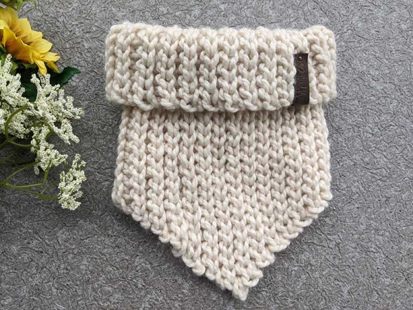 Free Crochet Bulky Bandana Cowl Pattern - Crochet Bits